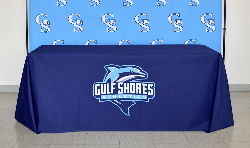 Table Throws | Team Fitz Graphics